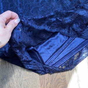 MoDa New York | Dresses | Stretchy Beautiful Dress Navy Blue Lace Body ...